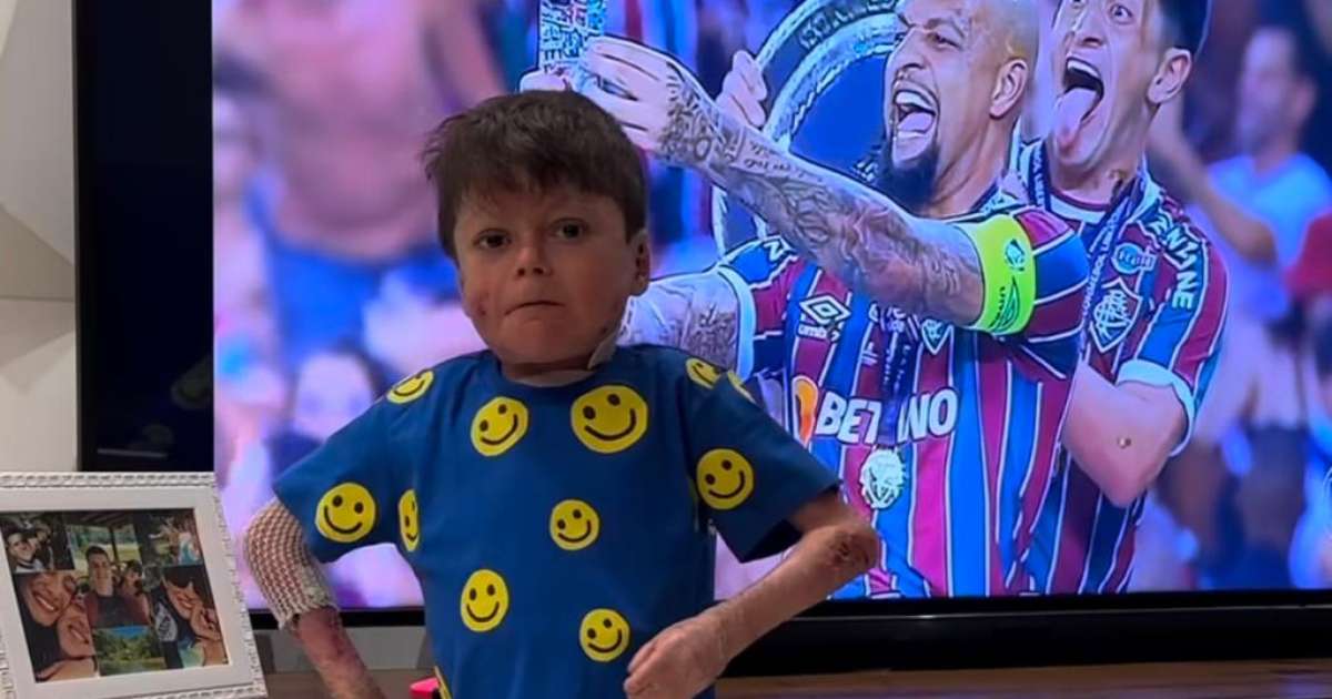 Gui, torcedor do Vasco de oito anos, é atacado na internet após cantar ...