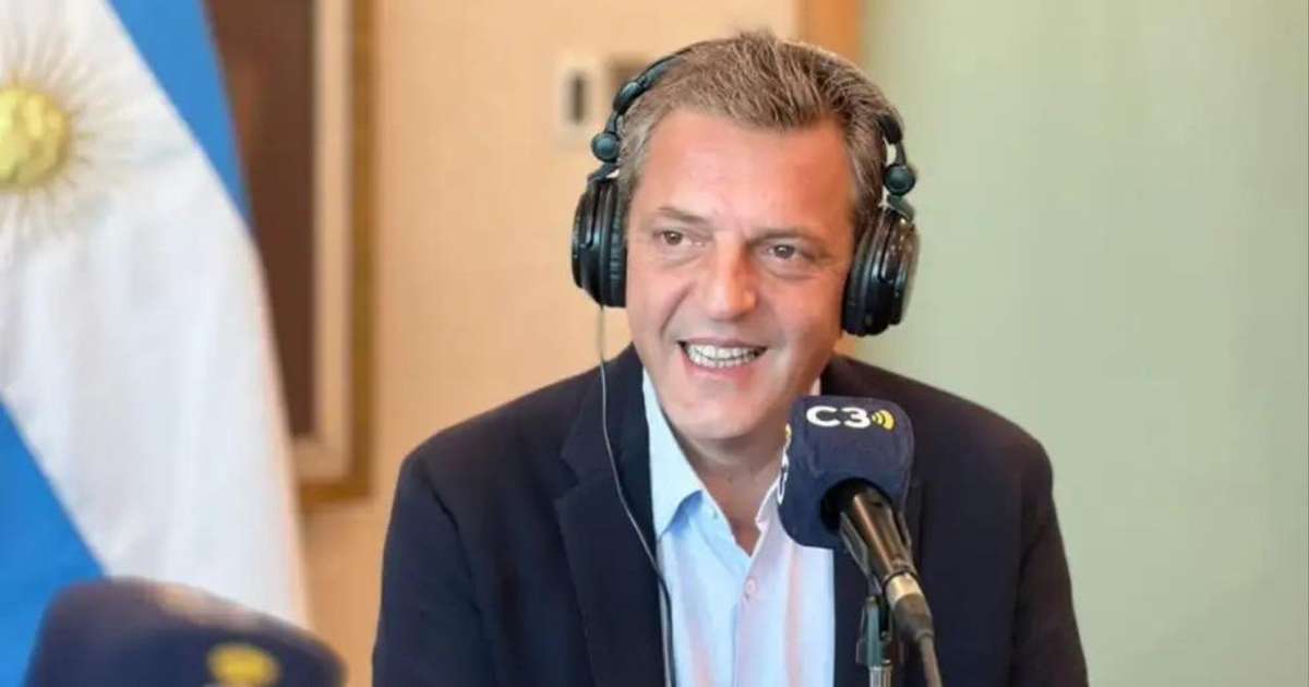 É falsa foto que mostra Sergio Massa diante de mesa com cocaína