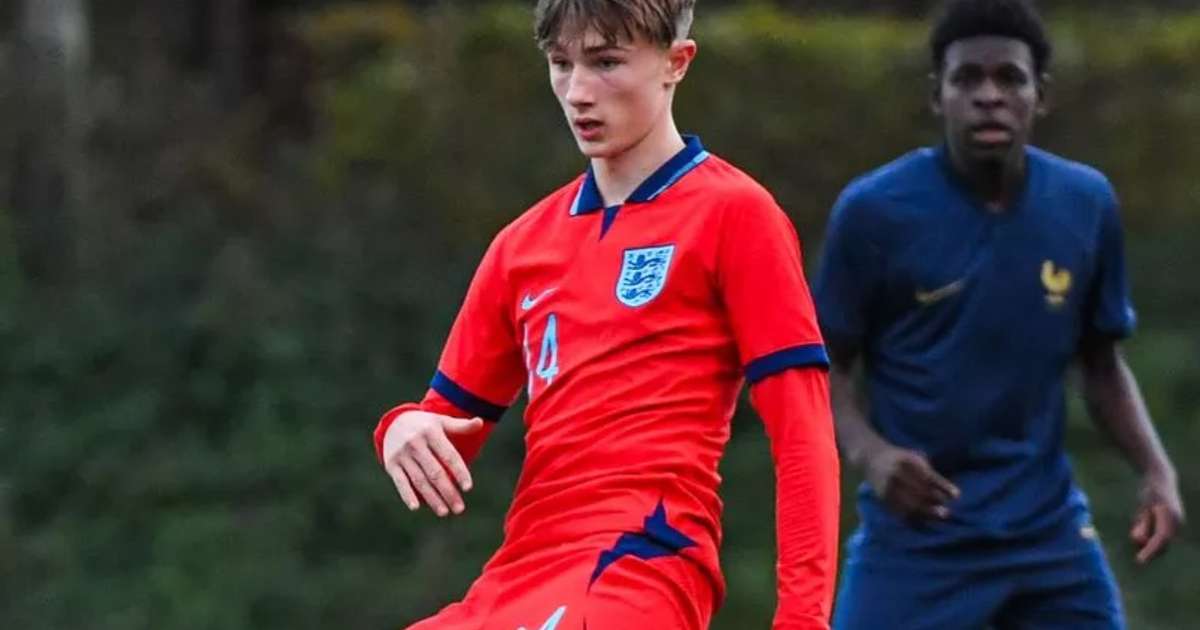 Manchester City prepara contratação de jogador de apenas 15 anos