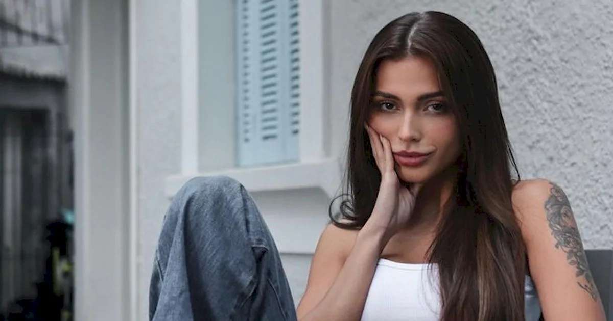 Ex-affair de Neymar grava conteúdo com criadora de conteúdo adulto