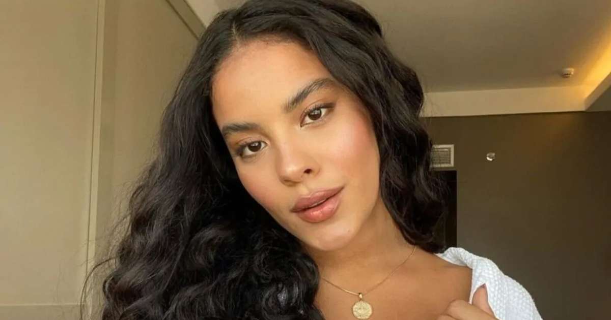 Bella Campos impressiona com fotos sensuais: 'Acabando com meu coração'