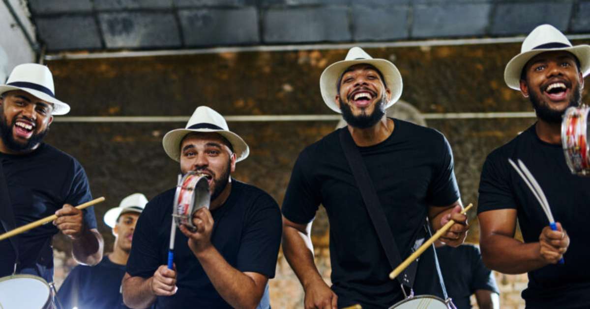 Dia Nacional do Samba será comemorado com shows gratuitos no Mercado Público