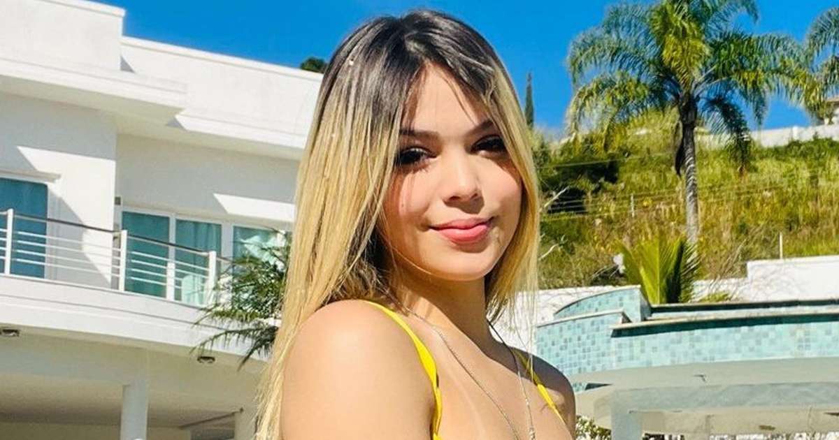 Melody chama atenção ao publicar foto sem edição: 'Será que ela sabe?'