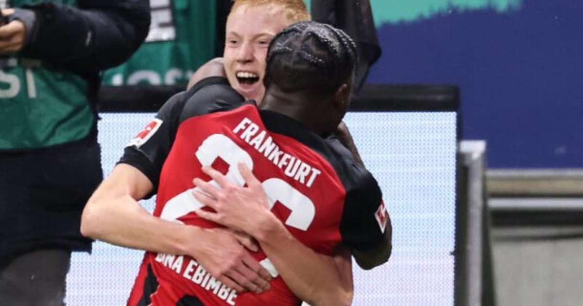 Bayern leva surra de 5 a 1 e perde a invencibilidade no Alemão