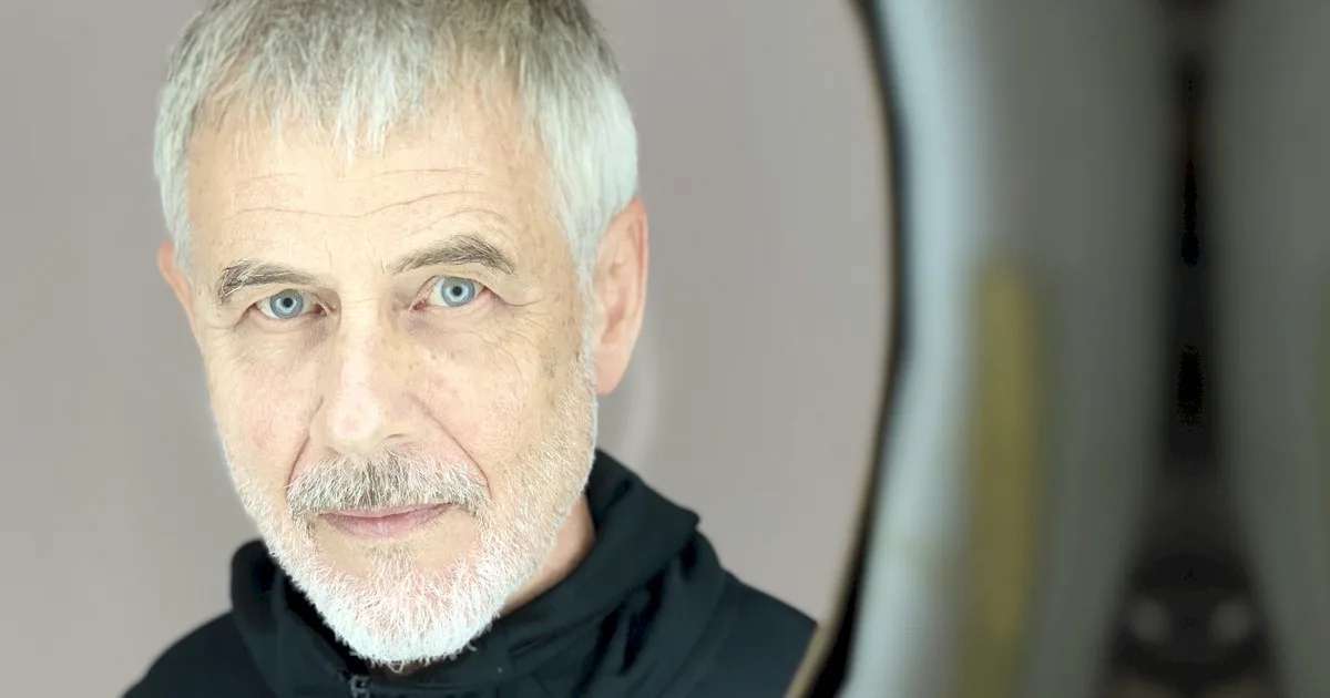 Ritchie celebra seus 40 anos de carreira com show no Rio