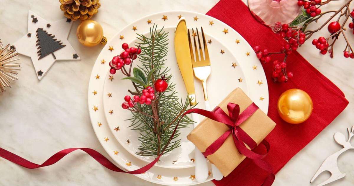 5 dicas para incrementar a decoração da mesa natalina na ceia e arrasar
