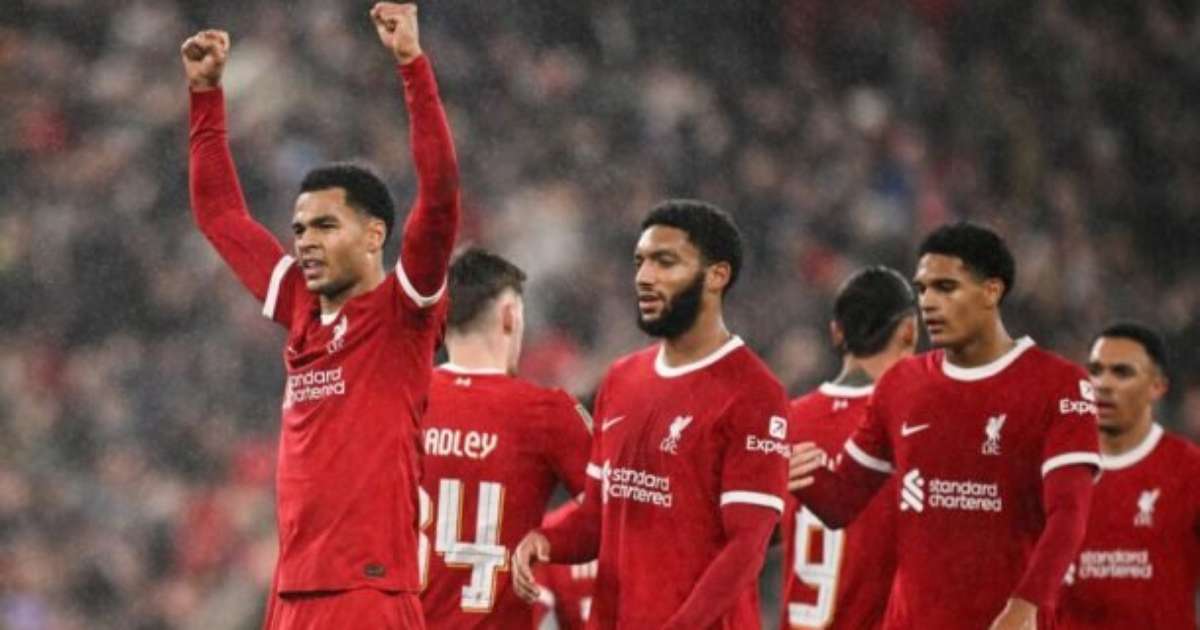 Liverpool desencanta no segundo tempo, goleia West Ham e vai às semis ...