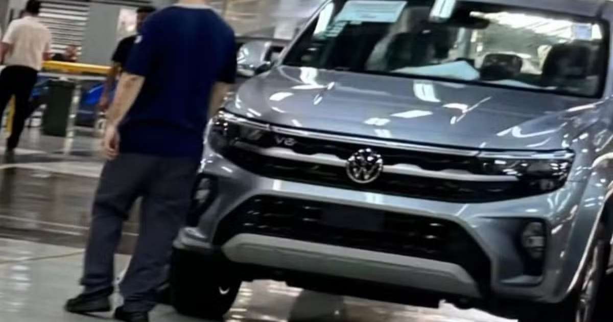 VW Amarok 2024 aparece com novo visual em foto vazada