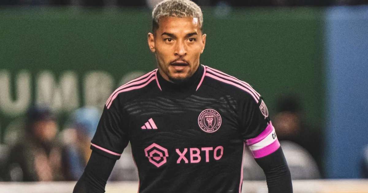 Veja as características e trajetória do volante Gregore, alvo do Botafogo