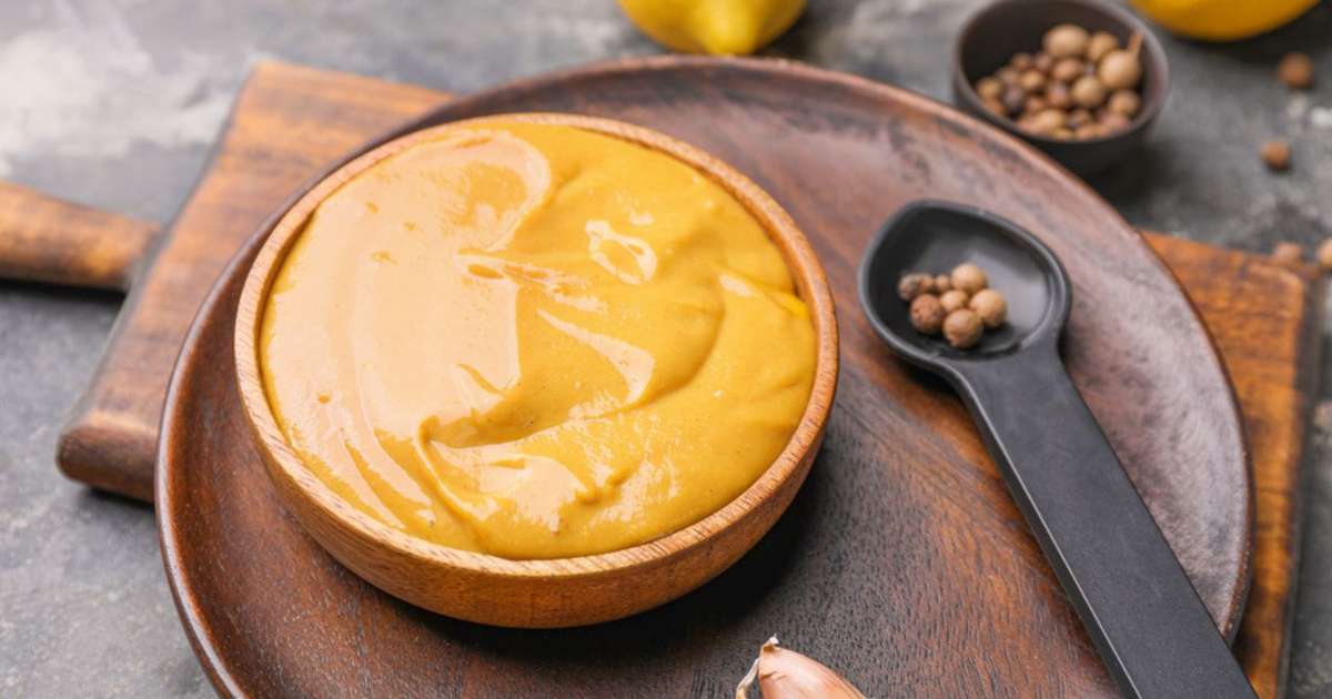 Molho de mostarda e mel: um clássico fácil de preparar em casa