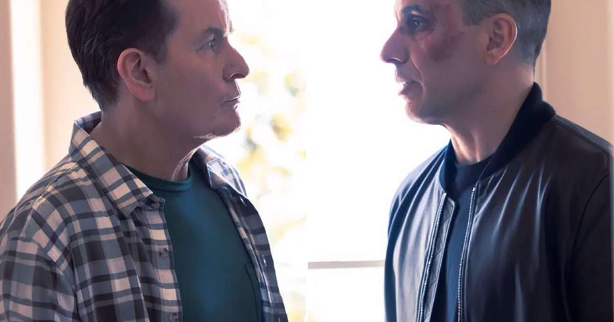 Bookie | Nova série do criador de "Two and a Half Men" é renovada para ...