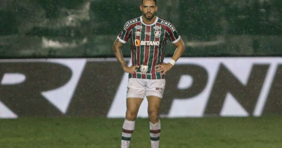 Meia do Fluminense celebra volta ao Maracanã: 'Especial'