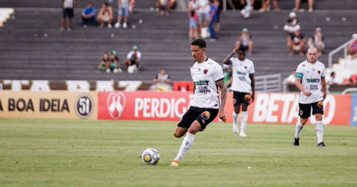 Lateral-esquerdo Matheus Leal rescinde com o Botafogo-PB