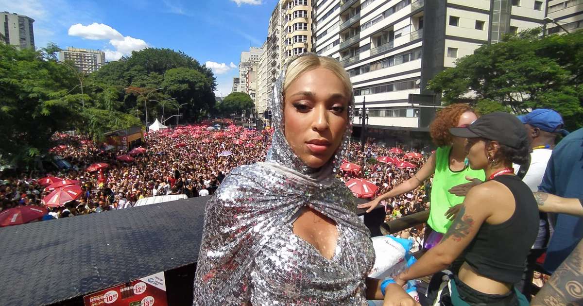 "Jamais toleraremos não celebrar", diz deputada Erika Hilton no bloco ...