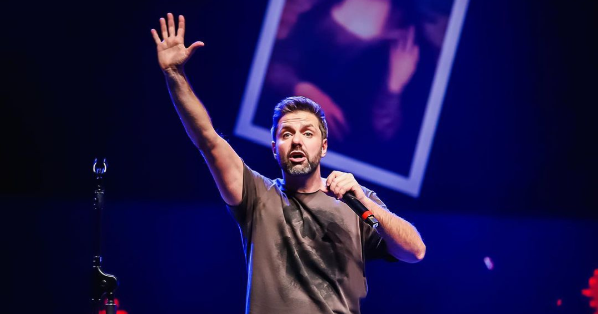 Fábio Rabin lança especial de comédia no Amazon Prime