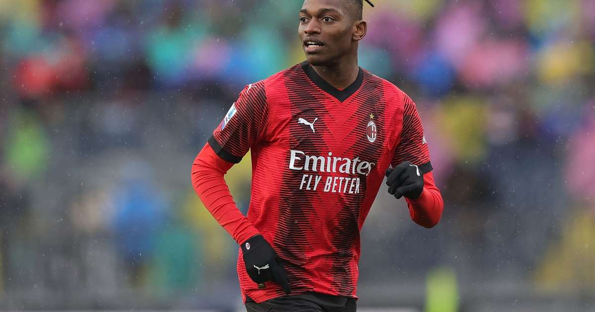Especulado no PSG, Rafael Leão, do Milan, diz: 'Sou leal'