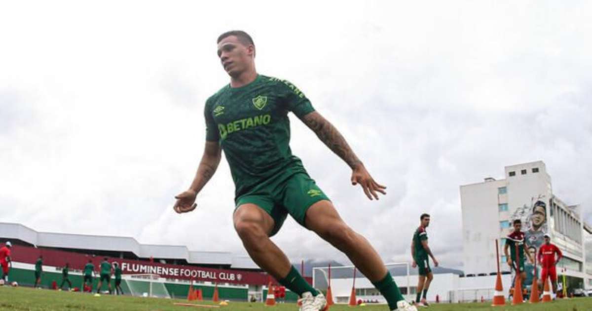 Postagem indica tempo restante de recuperação de Calegari, do Fluminense