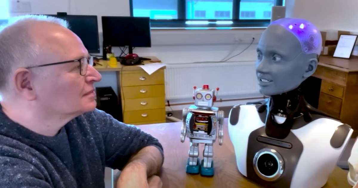 Robô humanoide mais avançado do mundo imita Morgan Freeman, Musk e ...