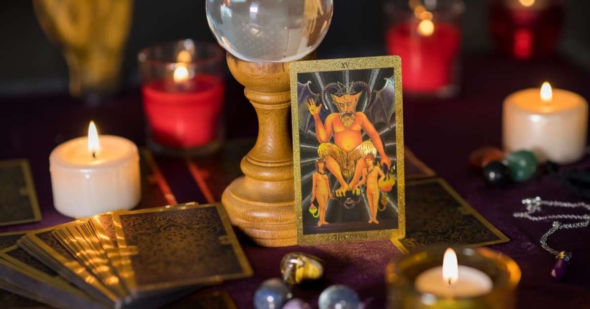 Conheça o arcano do tarot que nos indica as principais causas dos ...