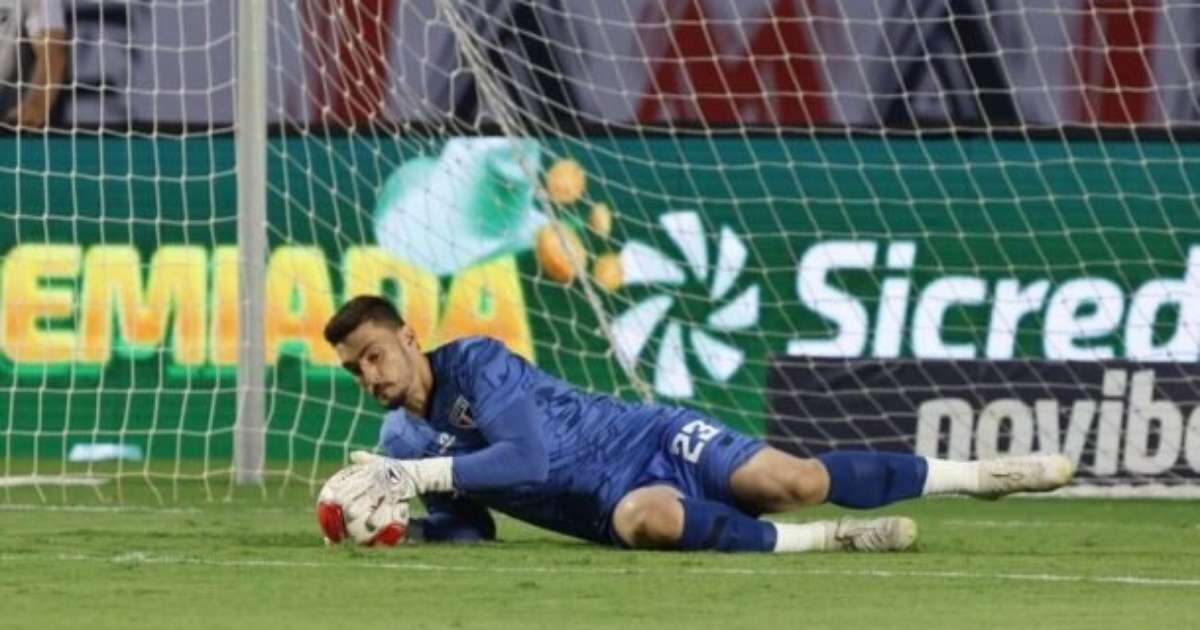 Goleiro Rafael destaca importância da união de forças no São Paulo