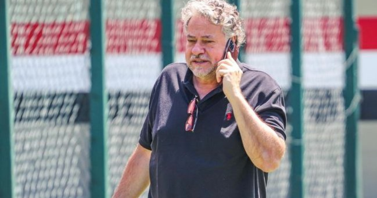 Casares garante permanência de Carpini como treinador do São Paulo