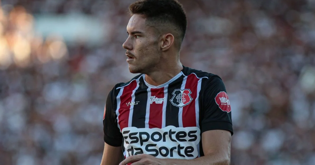 Caio Mello se despede do Santa Cruz, após destaque no Campeonato Pernambucano