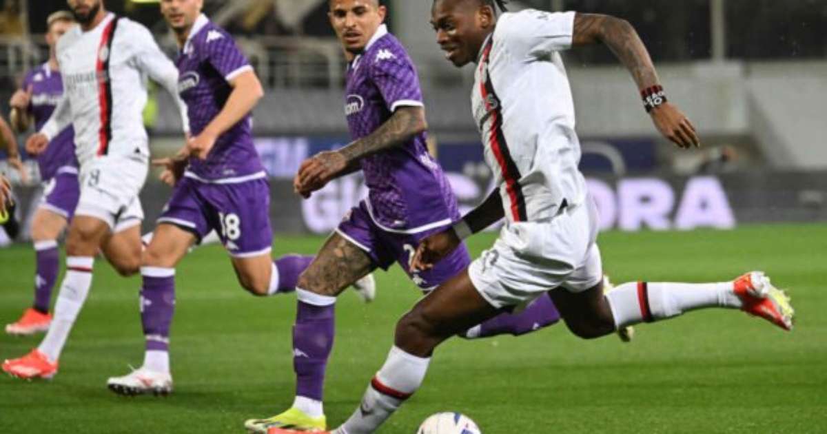 Milan vence e segue firme na vice-liderança do Italiano
