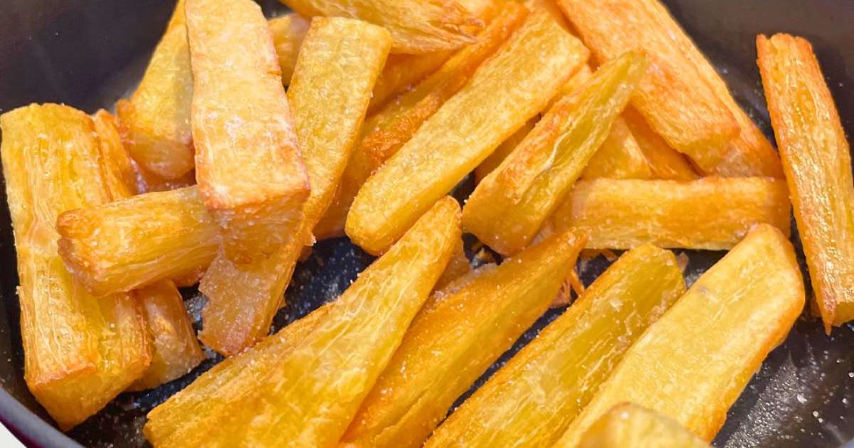 Mandioca sem fritar: dourada, crocante e sequinha - descubra