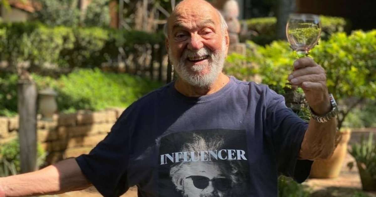 Lima Duarte reflete sobre seus 94 anos ao ganhar homenagem da Globo ...