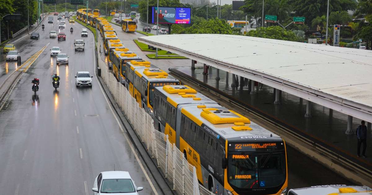 BRT e VLT têm horários alterados no Rio de Janeiro