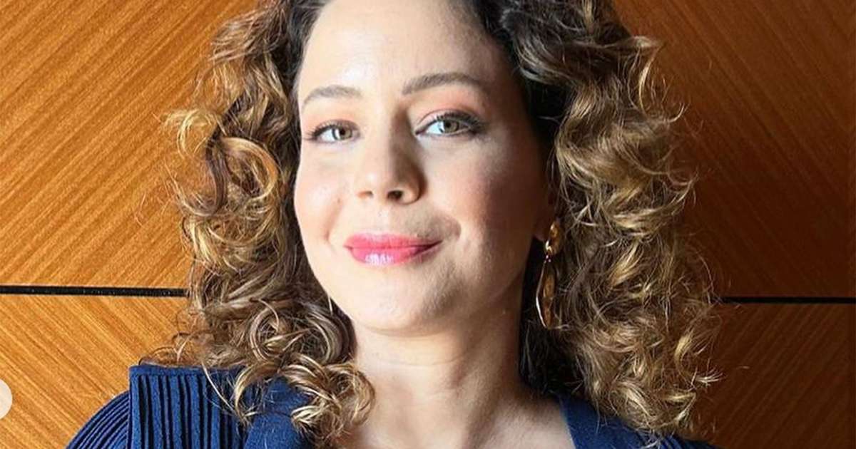 Grávida aos 41, Leandra Leal esbanja beleza em ensaio fotográfico