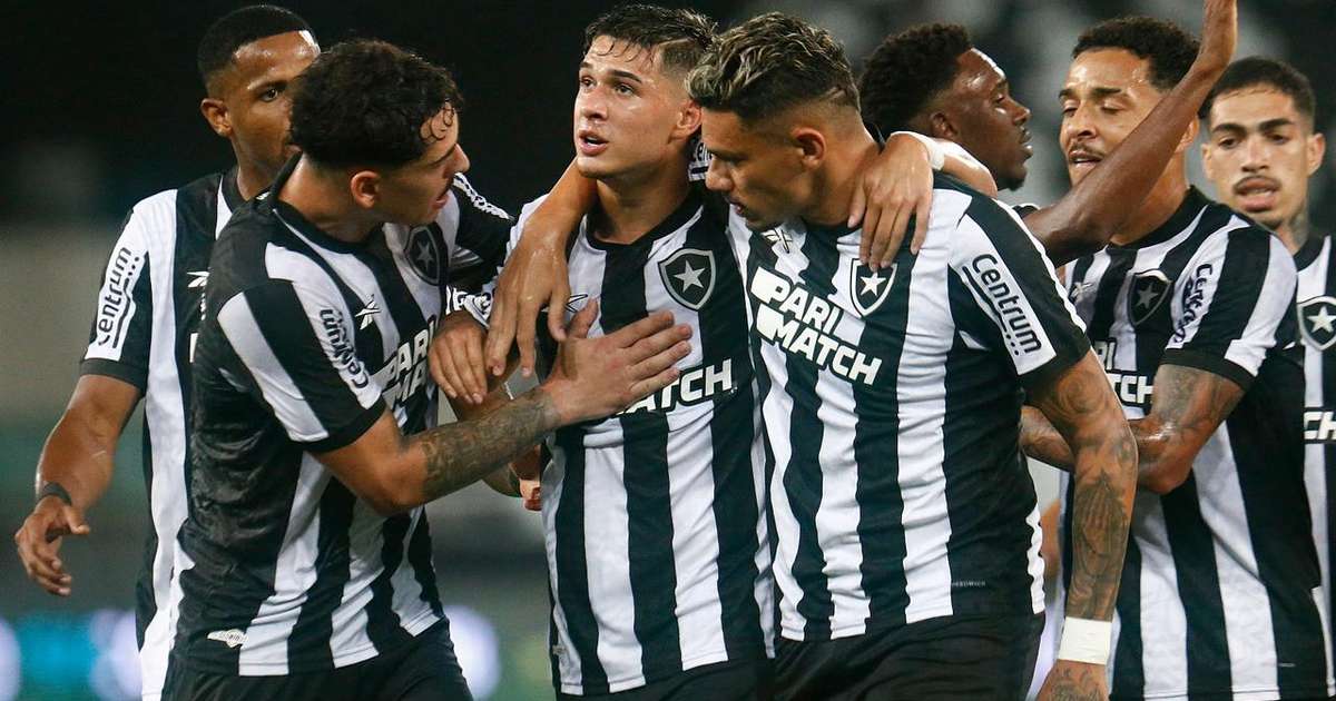 Botafogo vence Atlético-GO e quebra jejum de oito anos sem vencer o Dragão