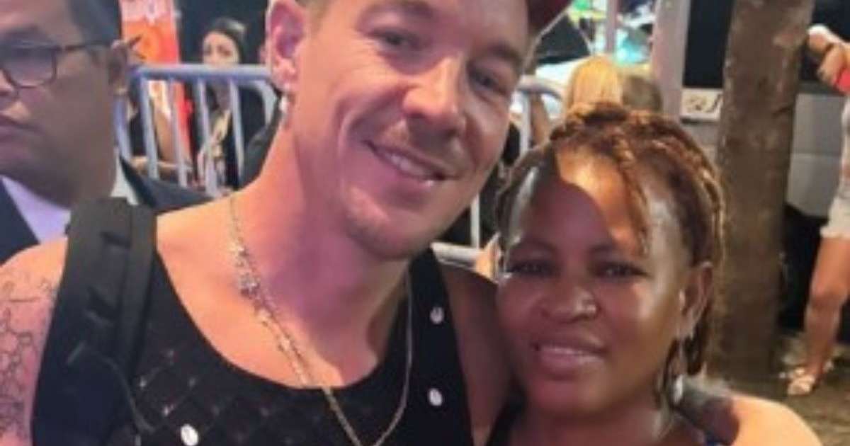 Após show em Copacapana, DJ Diplo tieta Deize Tigrona: 'Lenda do funk'