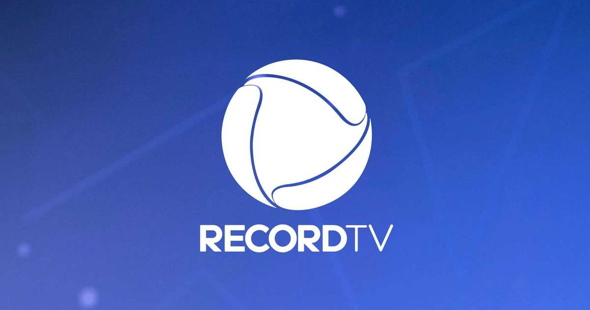 Inveja? Apresentadora da Record passa a perna em rival recém-contratada