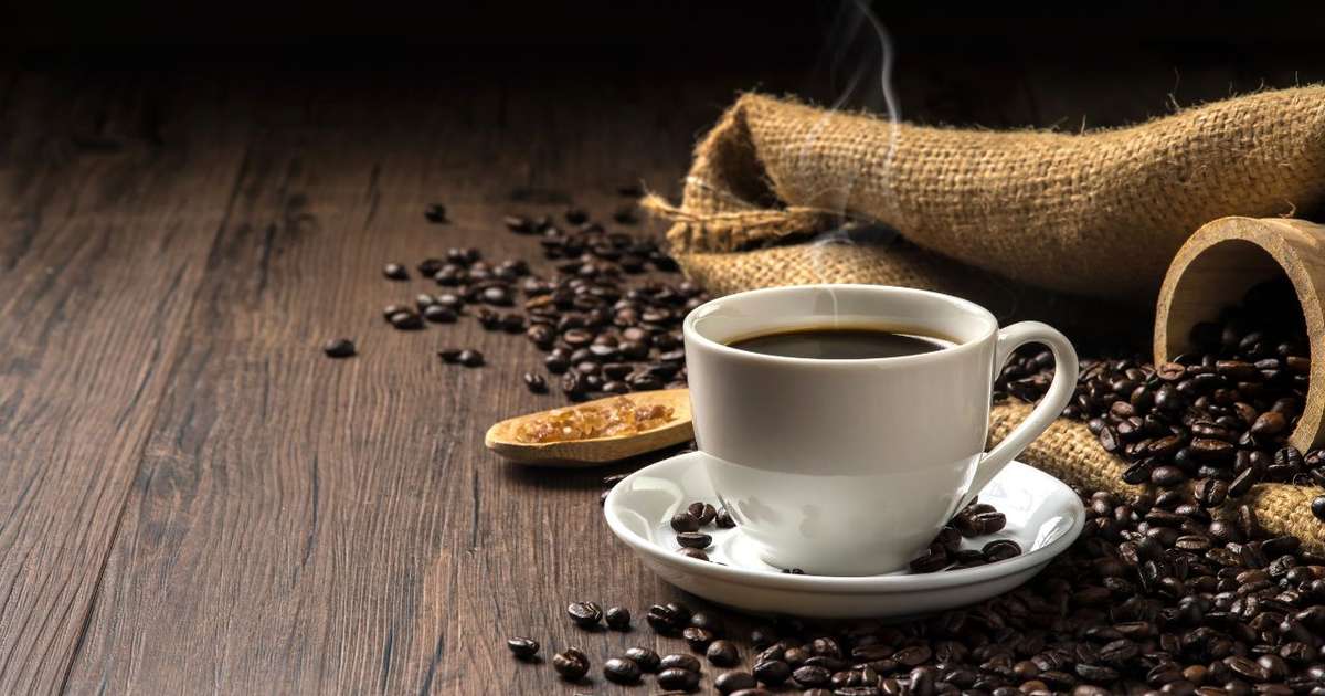 Quentinho e saboroso! Dicas para preparar o café coado perfeito