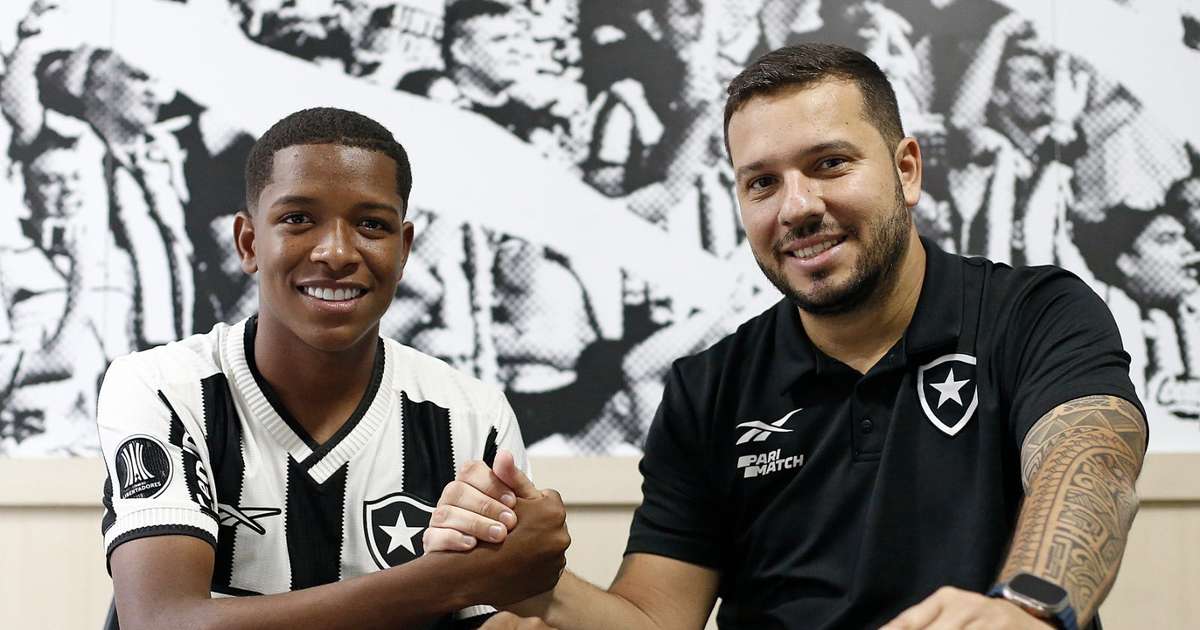 Botafogo anuncia a renovação de duas joias da base