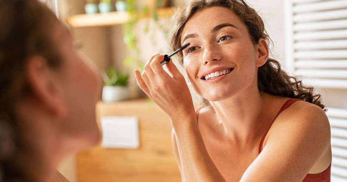 "Pre-shower make-up": conheça trend que vem fazendo sucesso na internet