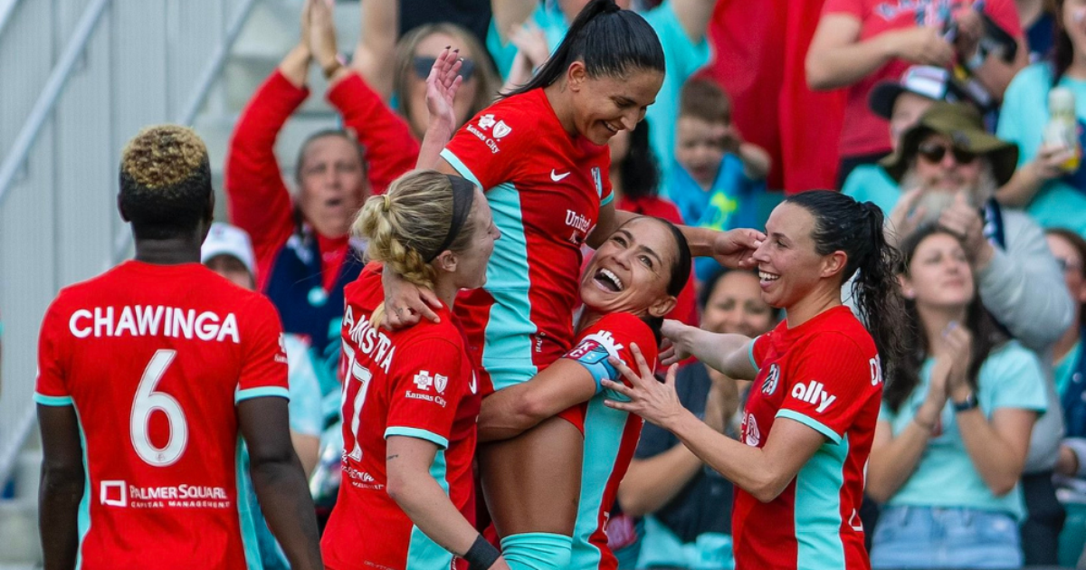 Debinha marca e Kansas City mantém liderança da NWSL