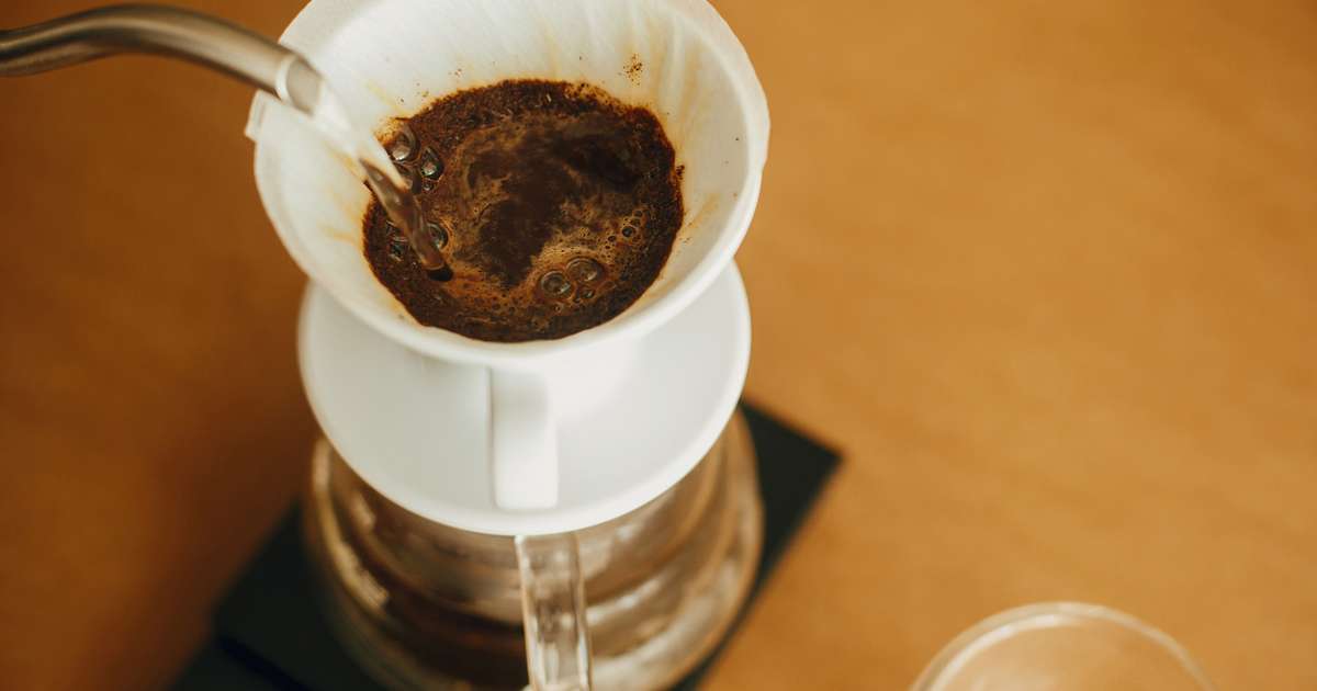 Tudo sobre café coado: saiba mais sobre como preparar essa bebida ...