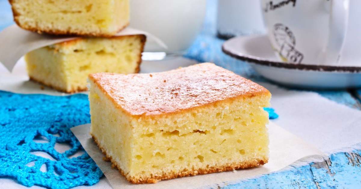 Bolo mole ou bolo de leite condensado para servir no café da tarde