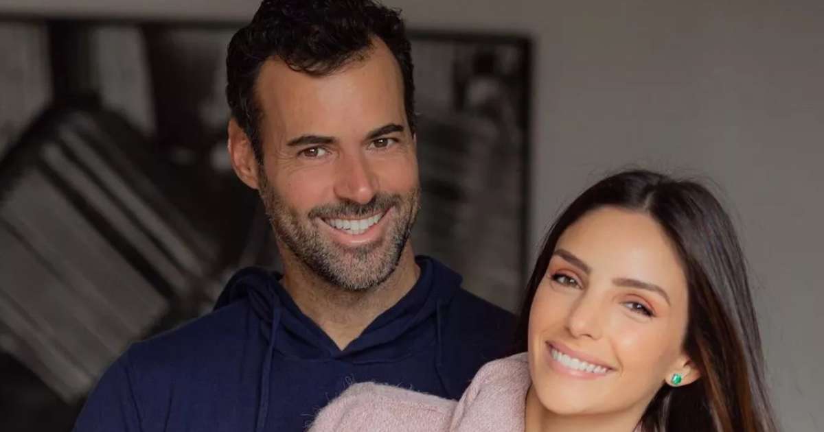 Carol Celico encanta web ao mostrar novos cliques do filho recém ...