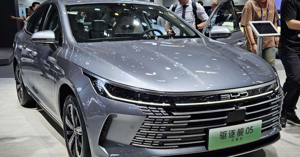 BYD King será mais barato que Corolla híbrido; veja possível preço