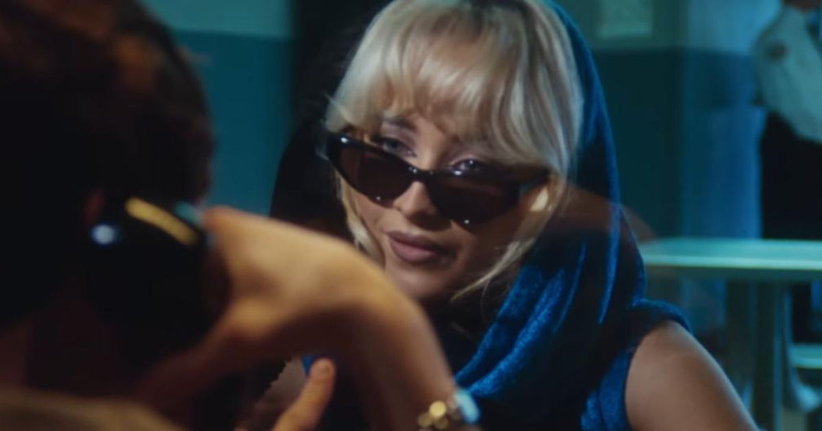 Sabrina Carpenter libera teaser do clipe de 'Please Please Please'