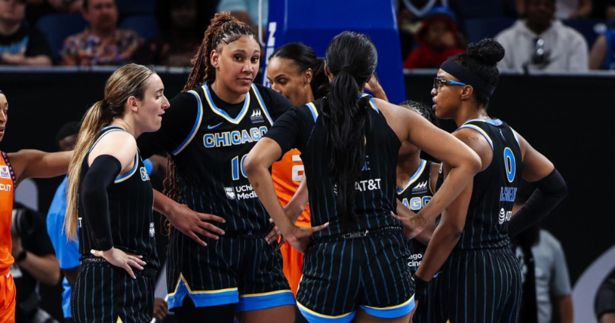 Kamilla Cardoso fica perto de primeiro duplo-duplo na WNBA