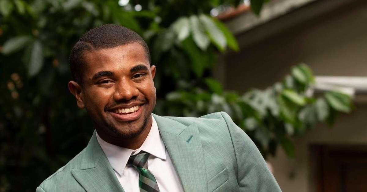 Davi Brito detalha último encontro com Mani Reggo: 'É cada um no seu canto'