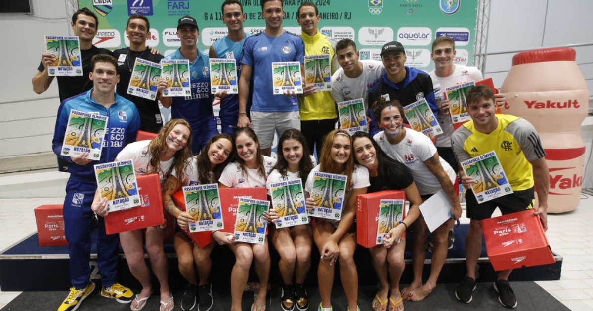 Equipe olímpica de natação disputa Torneio Sette Colli