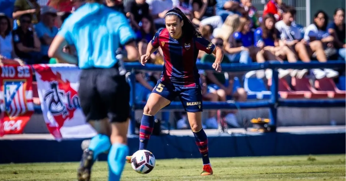 Antonia se despede do Levante após duas temporadas