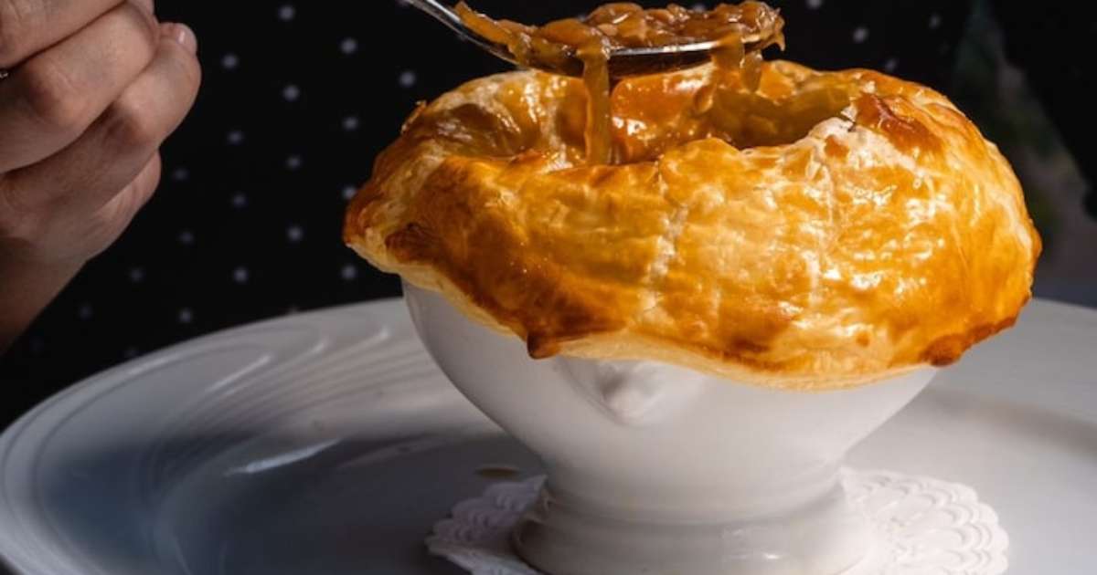 Comidas de inverno: conheça 5 sopas de chefs renomados para aproveitar ...