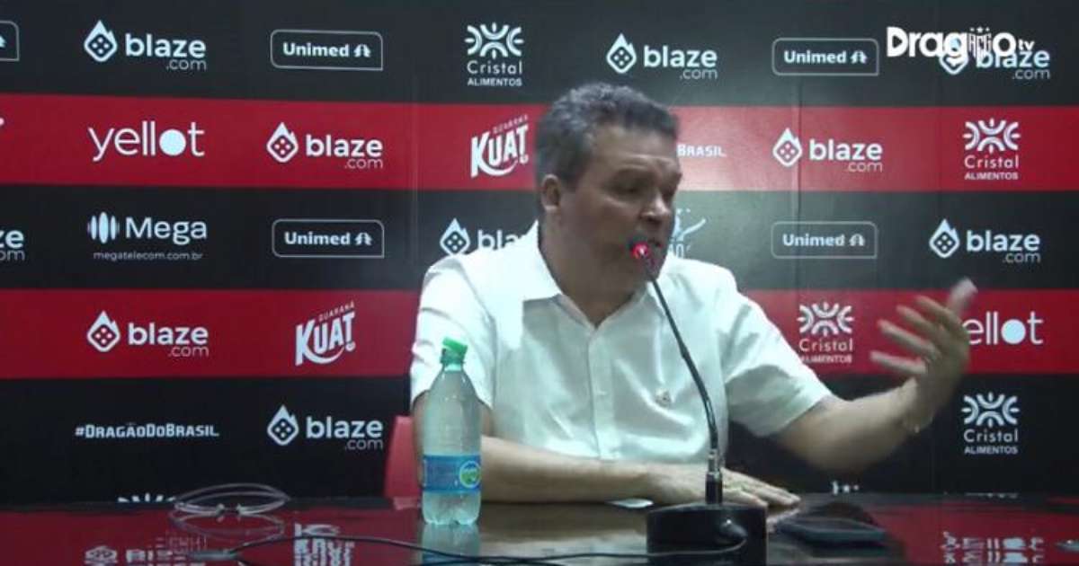 Após críticas de Tite à Júlio Avellar, Adson Batista sai em defesa do dirigente da CBF