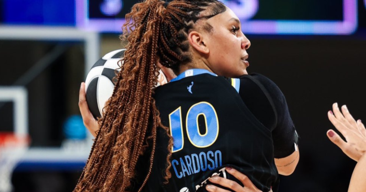 Kamilla Cardoso anota 10 rebotes em vitória pela WNBA